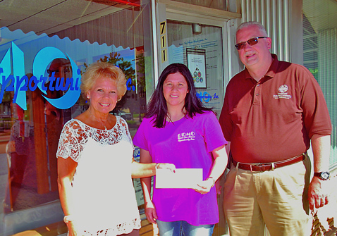 UDMO receives donation | News, Sports, Jobs - The Freeman Journal